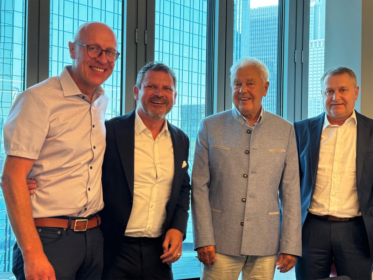 Adiuva Capital übergibt Staffelstab an KLAR Partners